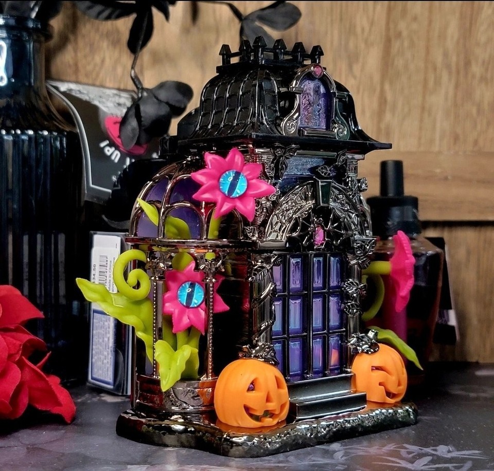 B&BW Haunted Conservatory Nightlight Projection Wallflower Plug ...
