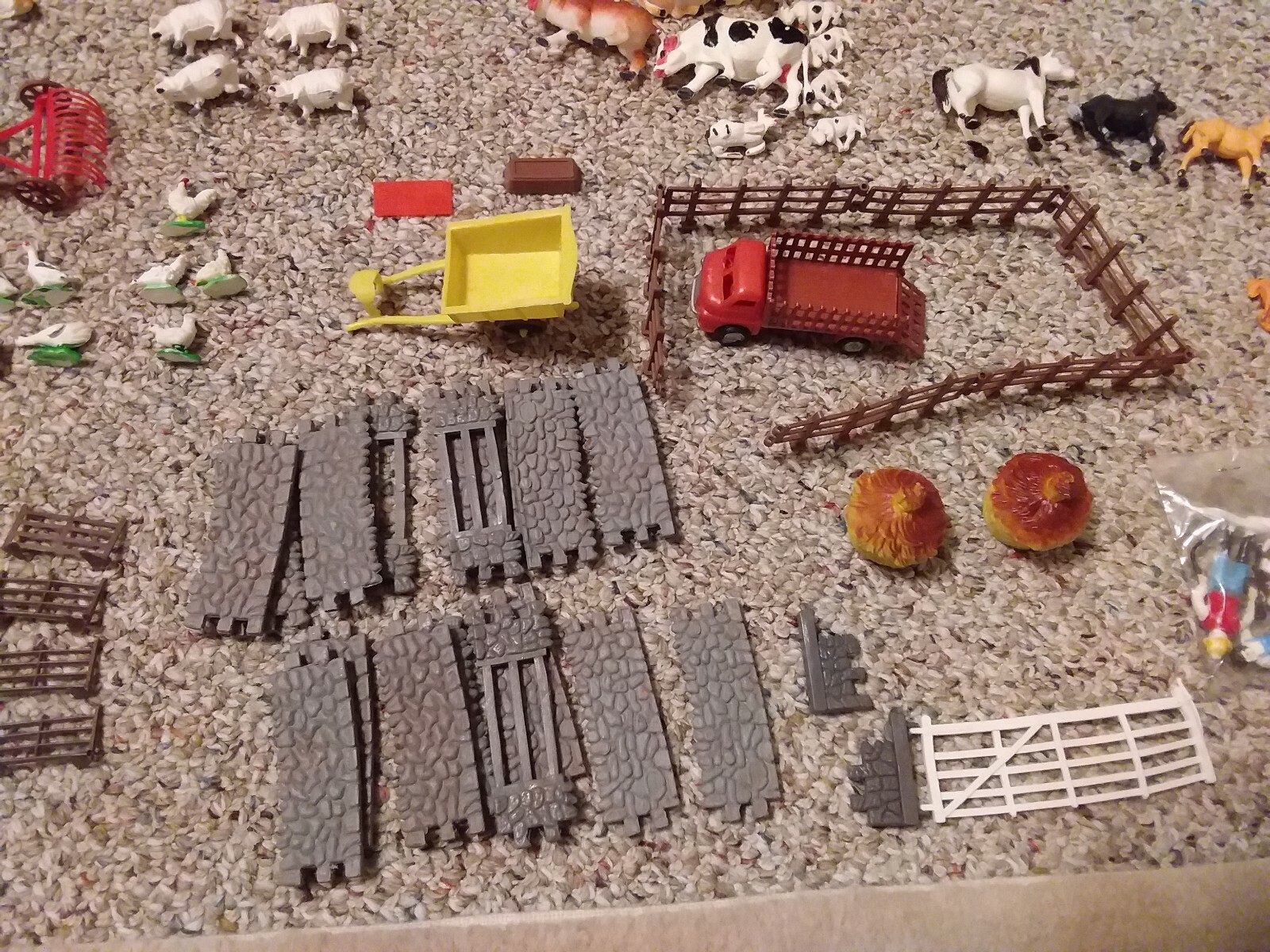 Vintage Farm Set. Made In Hong Kong Of Plastic #191A | eBay