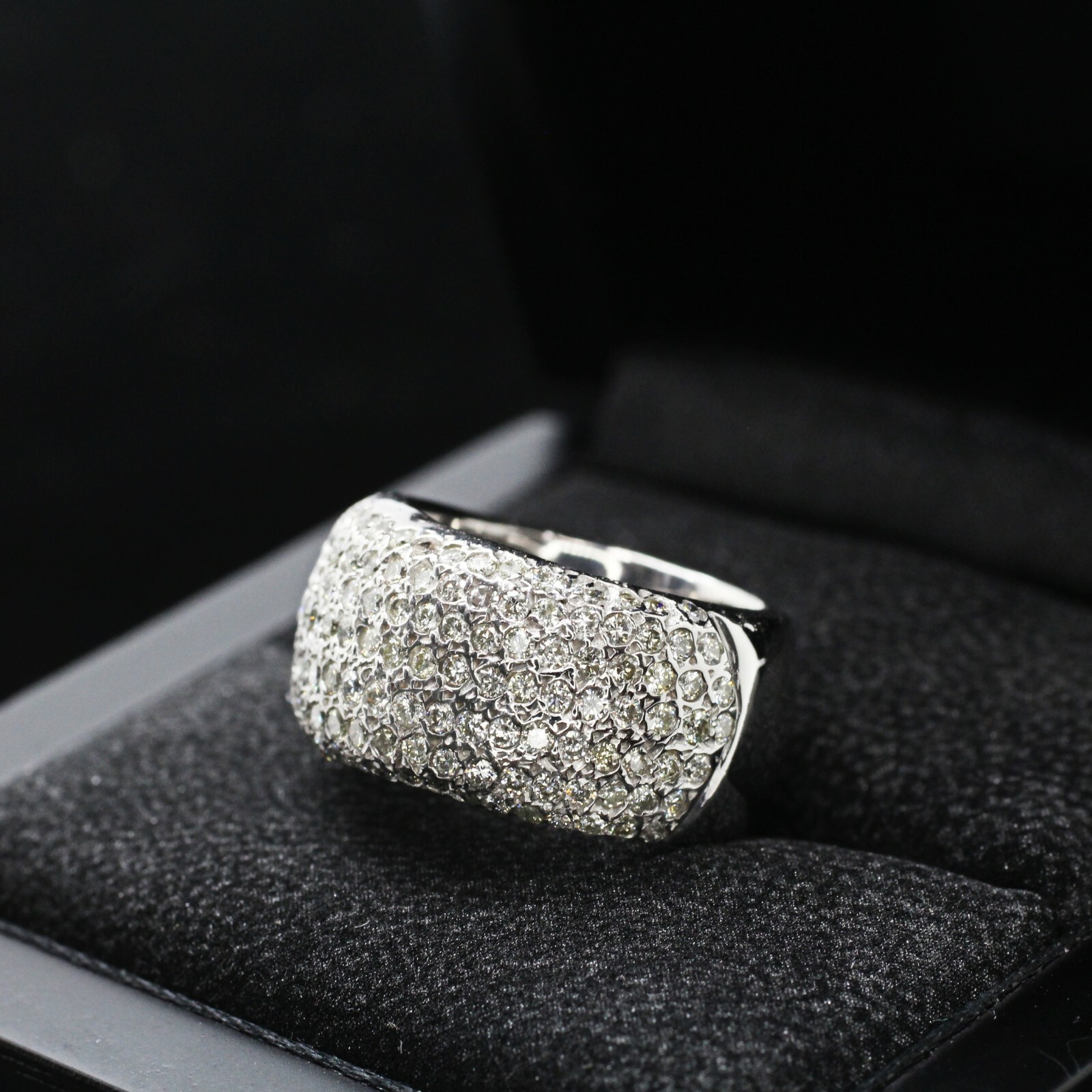 BAND PAVE DIAMOND RING IN 18K WHITE GOLD 1.50CTW 5US - Gem