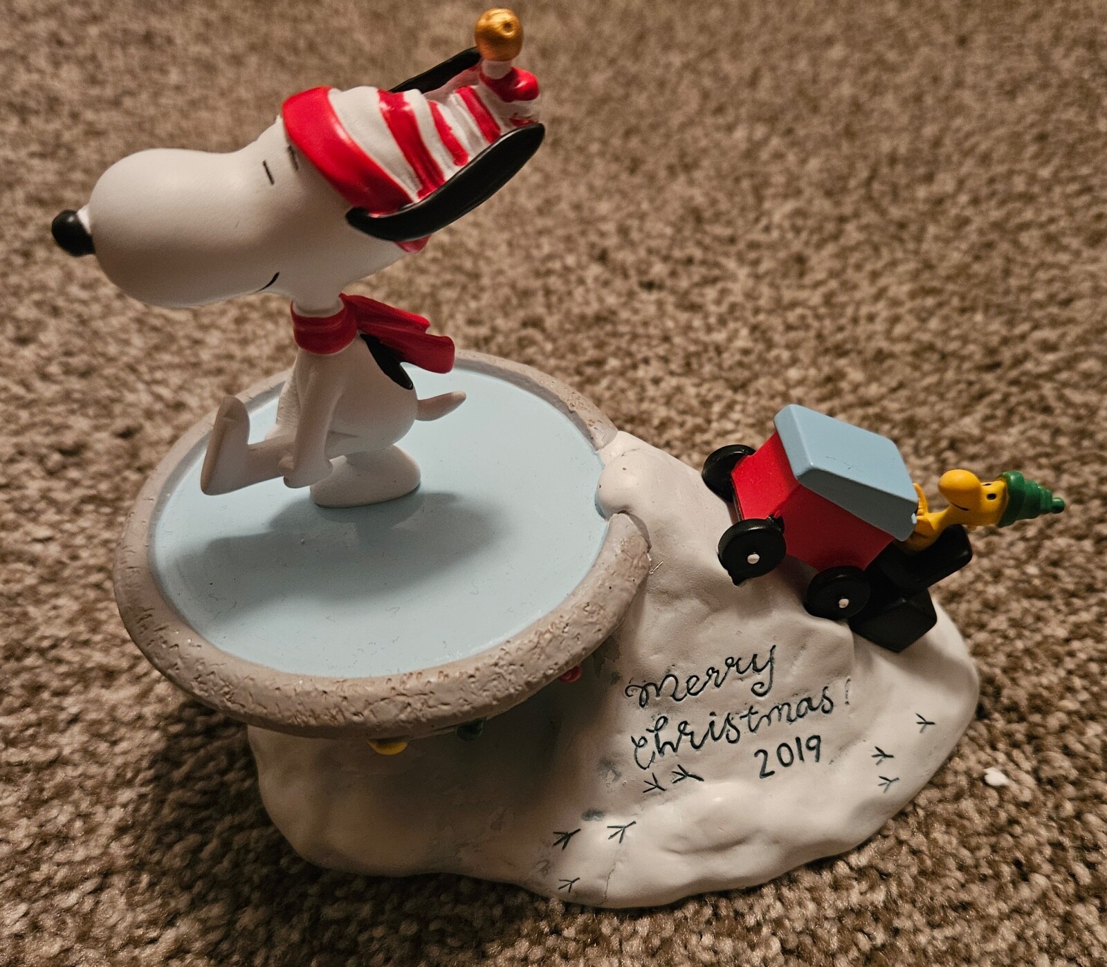 Hallmark Peanuts Gallery Figurine Merry Christmas 2019 Snoopy ...