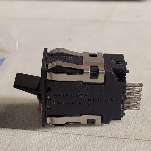 Micro Switch AML 20 L173 Red Light Indicator Switch 2 Positions ...
