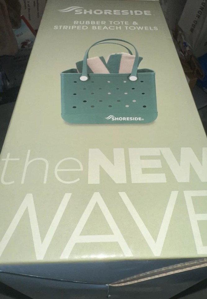 Shoreside Rubber tote & 2 striped beach towels. Green. The New Wave ...