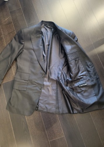 TOM FORD Men's Grey 2-pc Suit (40R, Made in Italy) | eBay