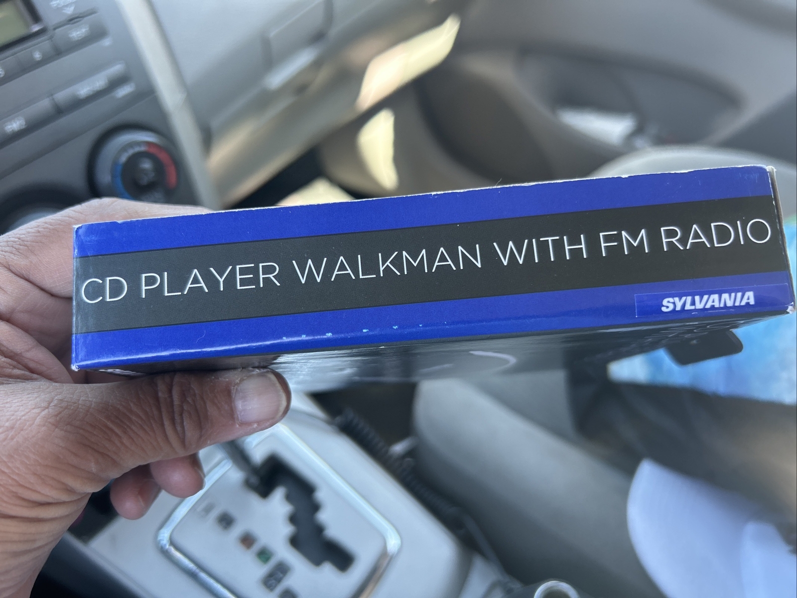 CD+Player+Walkman+w%2F+FM+Radio+Sylvania+SCD305-FD+Personal+Portable ...