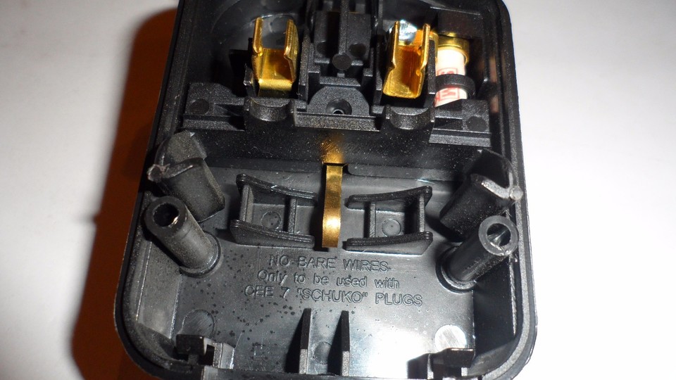 POWER CONNECTIONS SCP 3 UK PLUG TO EURO PLUG CONVERTOR | eBay UK