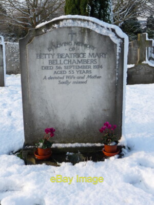 Photo 6x4 Bellchambers Family Grave, Waterfall Road Cemetery, London ...