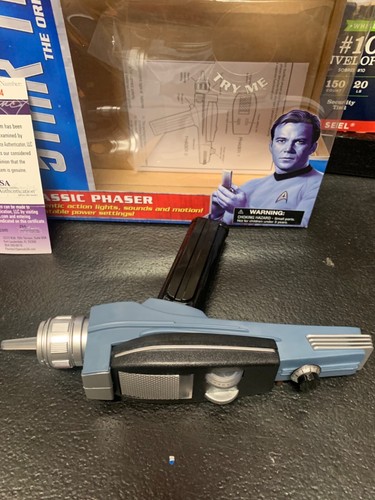 William Shatner Signed Star Trek Classic Phaser Captain Kirk JSA | eBay