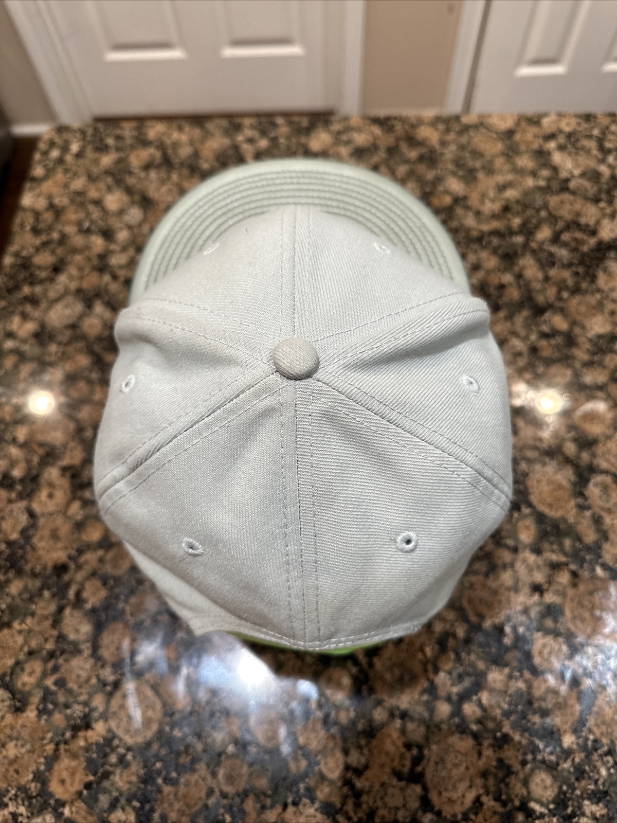 Nike Lebron James King Crown SnapBack Cap Hat 637593-… - Gem