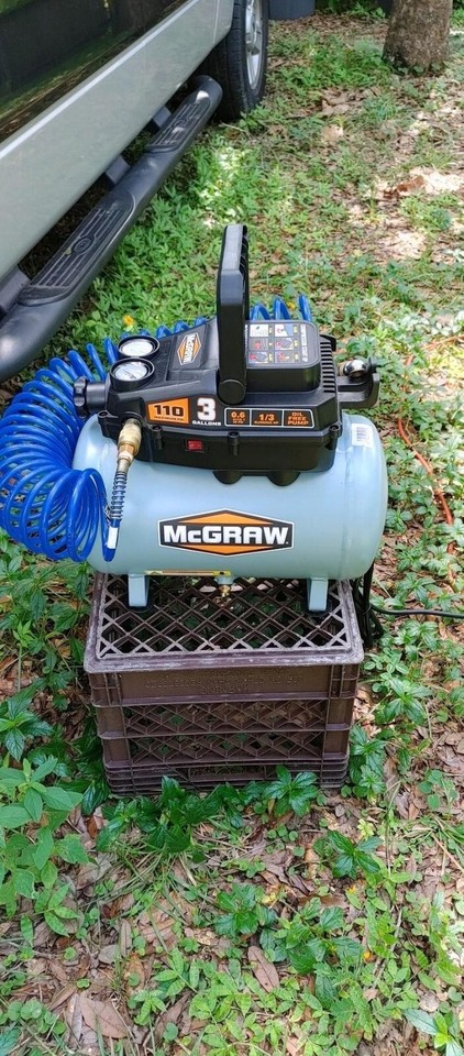 MCGRAW 3 Gallon Hotdog Air Compressor 1/3 HP 110 PSI Low Profile Oil ...
