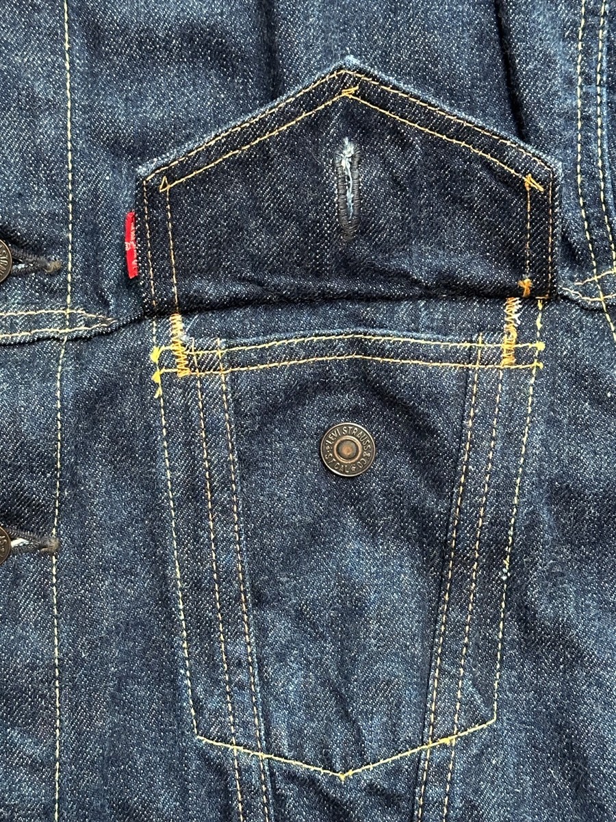 60s Vintage Levis Early Type 3 Denim Jacket Big E Trucker 60s Vintage Levis Early Type 3 Denim Jacket Big E Trucker