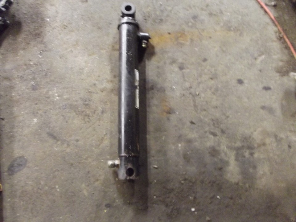 New Holland L778, L735, L775, L779 Left Hand Tilt Cylinder | eBay