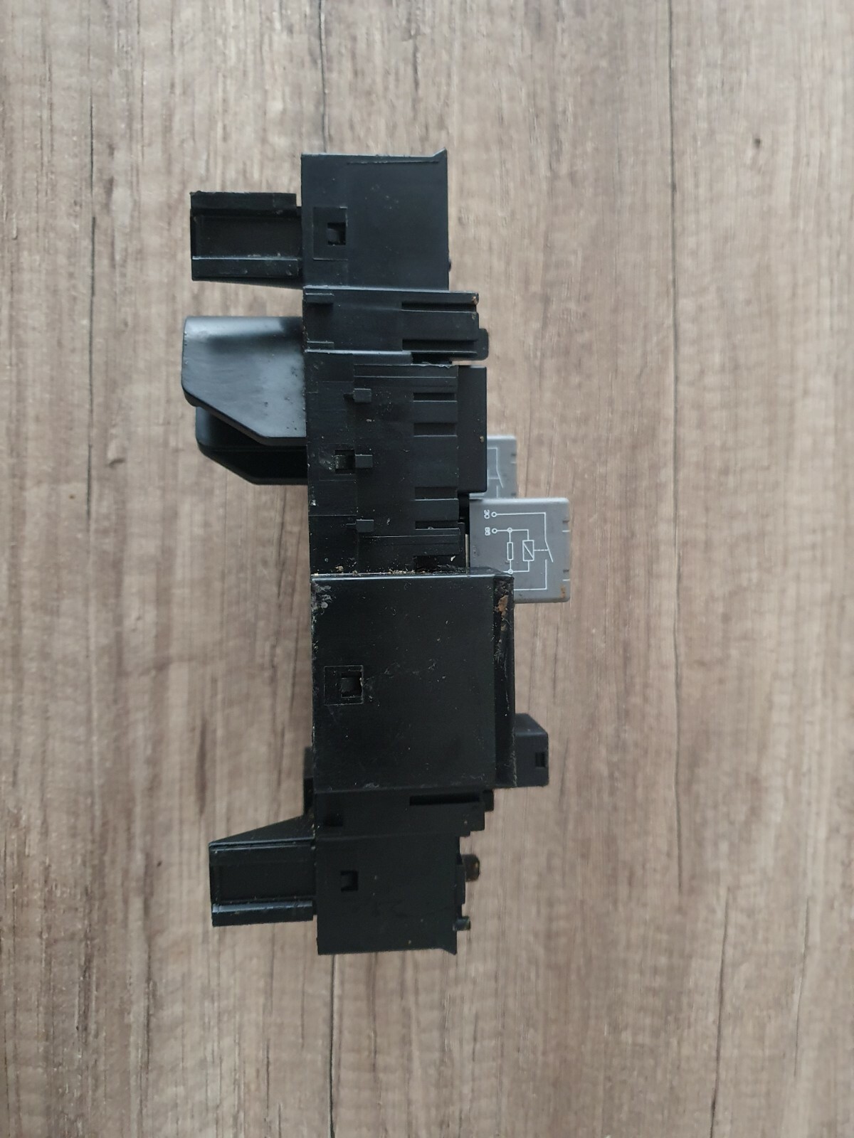 2229063202 FUSE BOX UNIT / 2097342 FOR MERCEDES-BENZ CLASE C W205 LIM ...