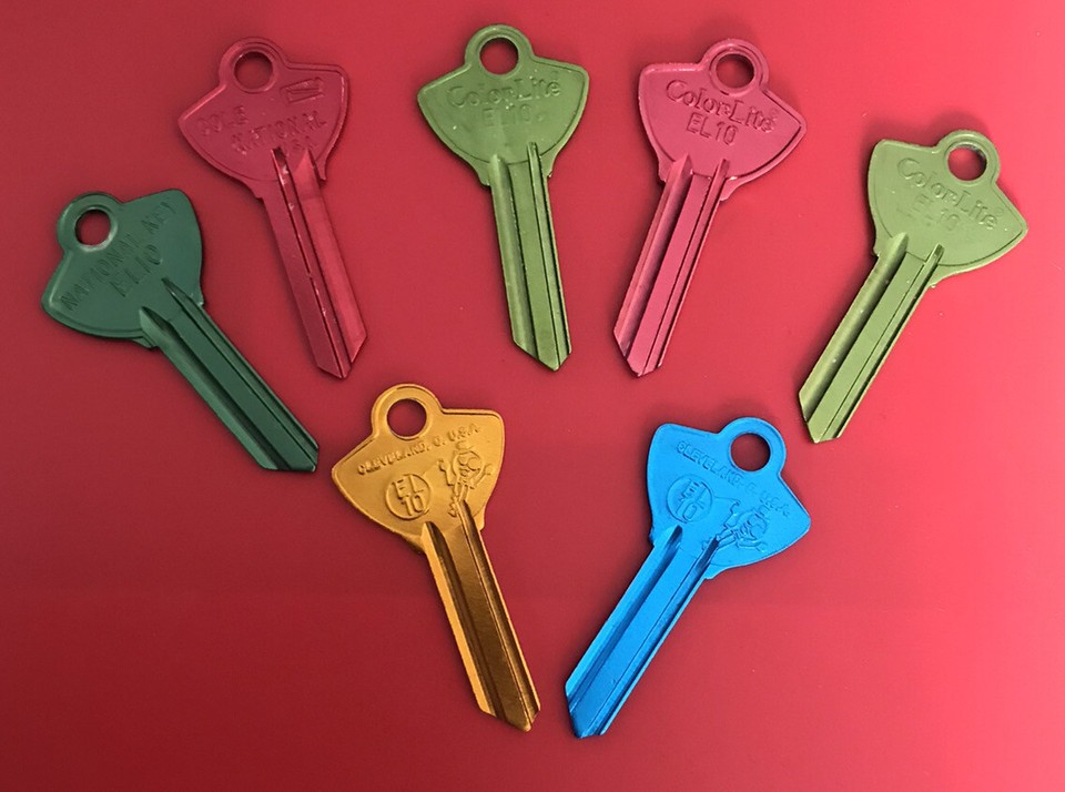 EL10 Anodized Aluminum Key Blanks Cole National Color-Lite set of 7 ...