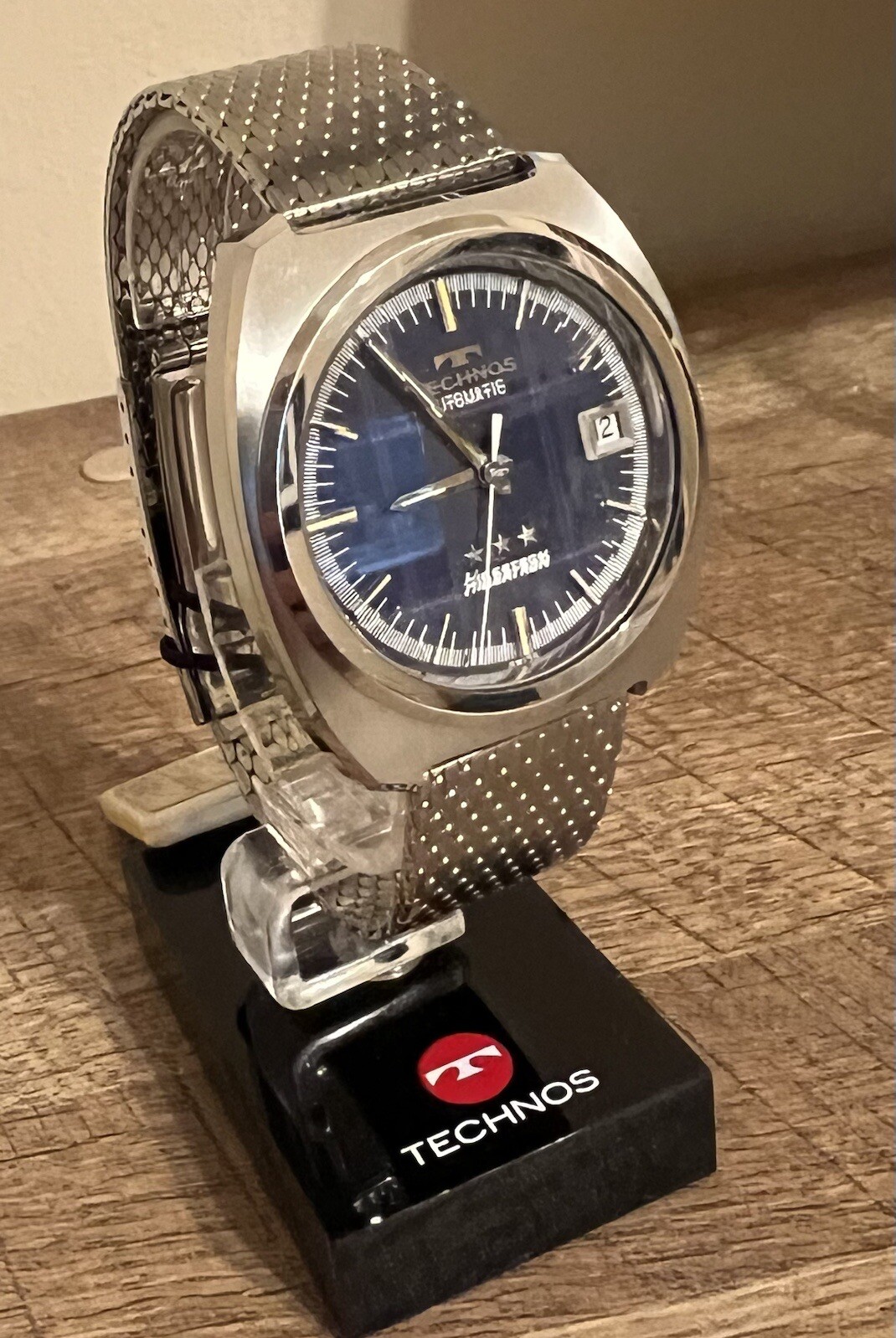 Vintage Technos Hibeatron 36000 Automatic Men’s Wrist Watch | eBay