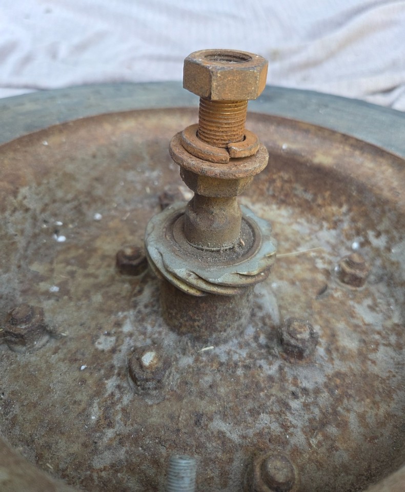 Vintage Cushman Front Hub w/ Brake & Speedometer Gear For Parts/Repair ...