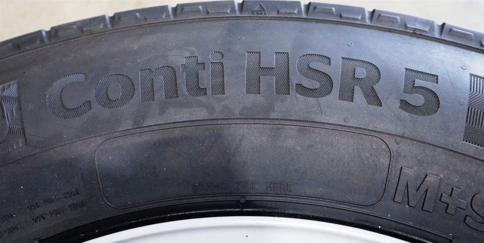 19.5" x 6 Steel Wheel w/ Conti HSR 5 Tire 225 70 19.5 10 Lug Ford Rim ...