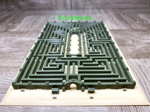 The Shining - Overlook Hotel Hedge Maze 3D Printed Model - Kubrick - US ...