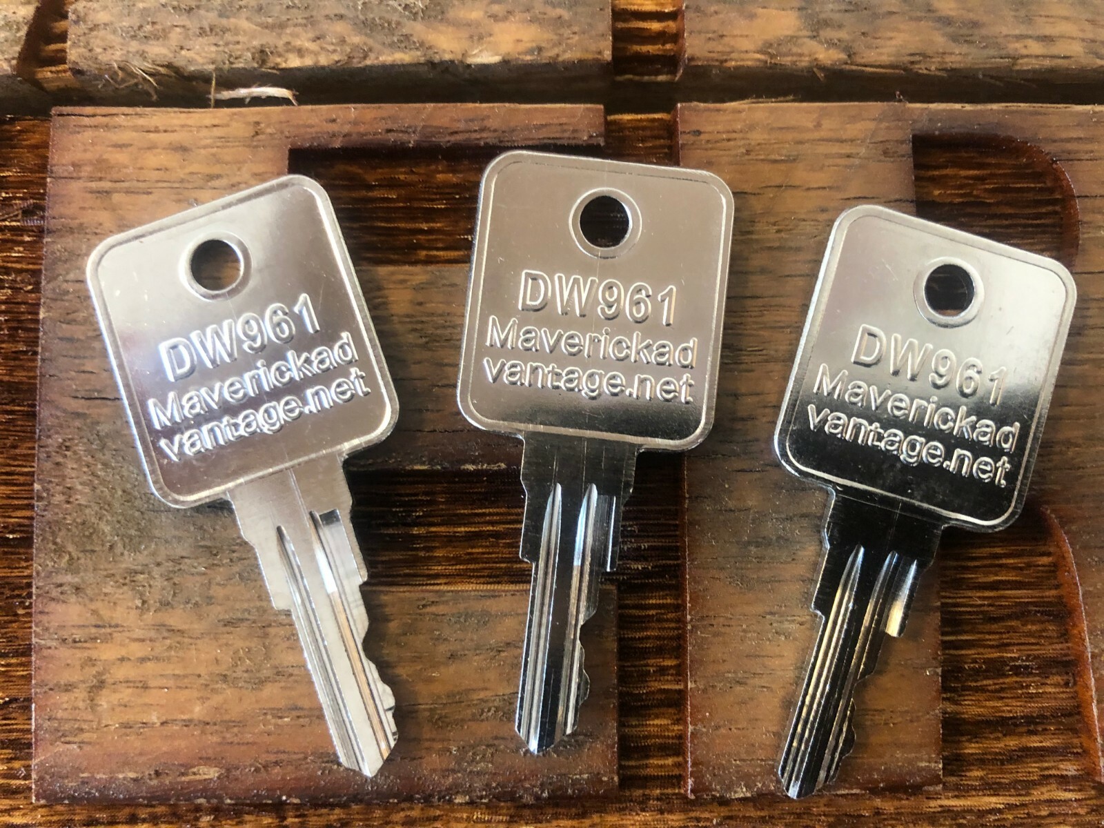 3 keys fits Ditch Witch Trencher, PN 214-961, 961 key, Model 1330 ...