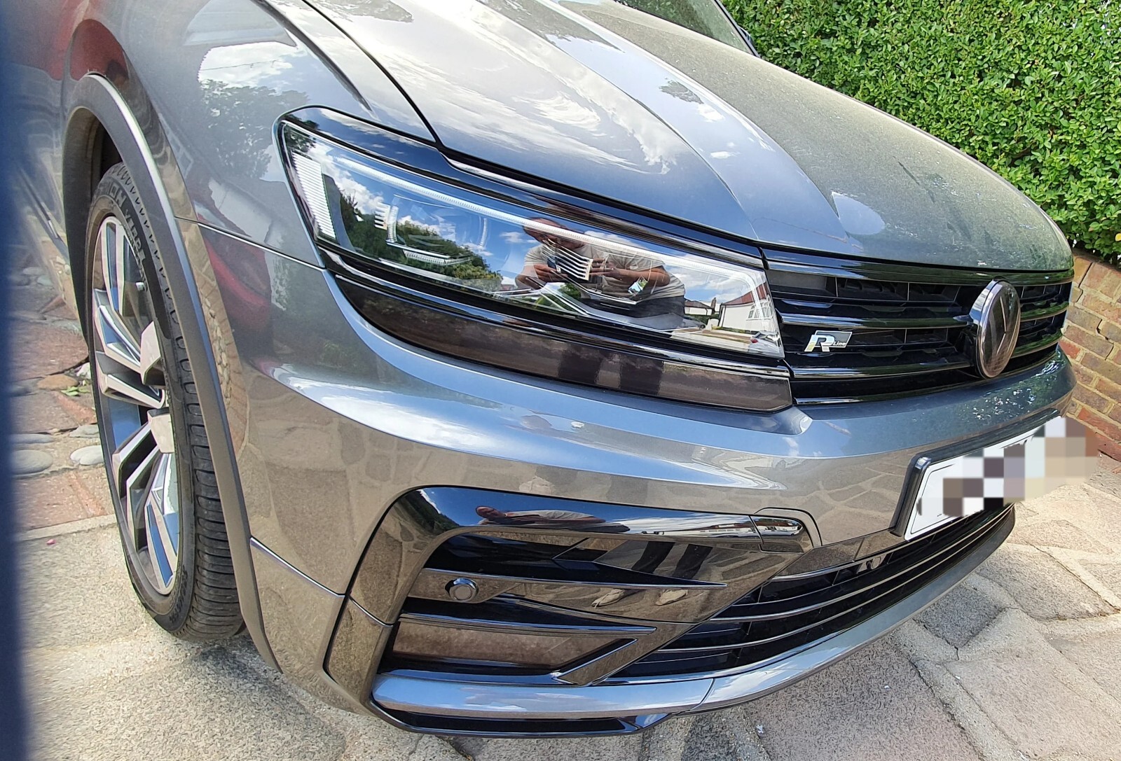 VOLKSWAGEN TIGUAN MK2 R LINE 2016-2021 FRONT BUMPER UPPER GRILL GLOSS ...