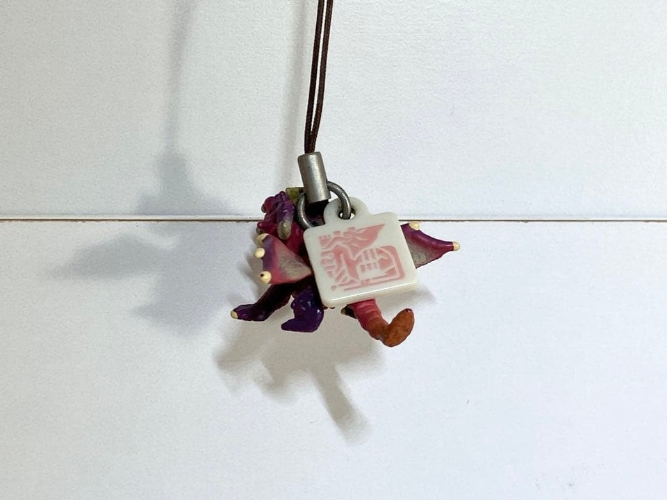 Monster Hunter Teostra Strap with Icon Plate – , Collectible Accessory ...