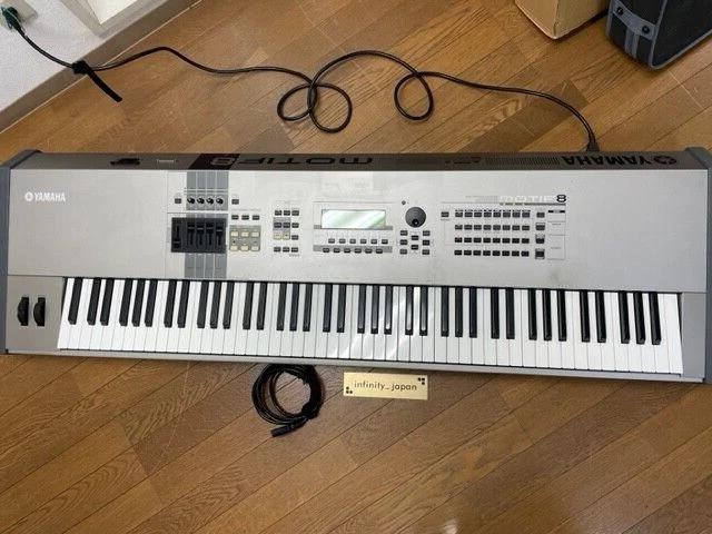 Yamaha Motif 8