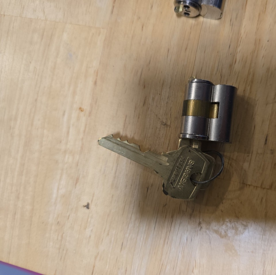Sargent Assa Abloy Removable Core Large Format Cam Cylinder w/ 2 Keys ...