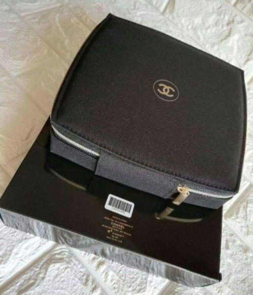 Chanel Sublimage VIP Gift Pouch Jewelry Box Cosmetic Case Travel Case ...