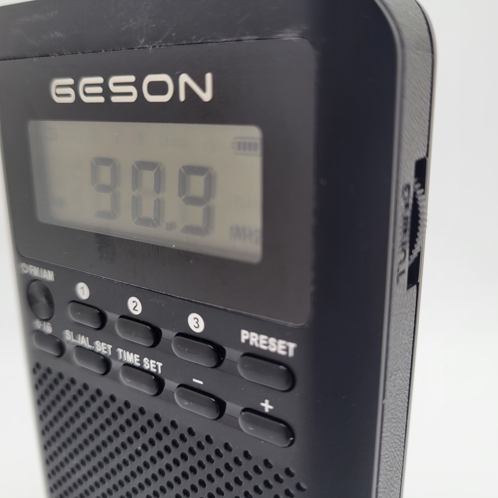 Geson RD-213E - AM/FM 2-Band Radio Receiver Black with alarm | eBay