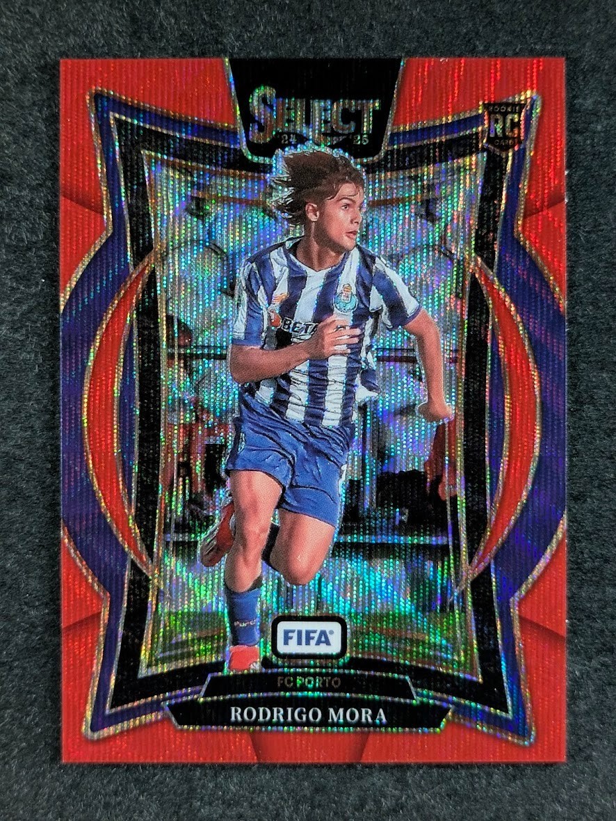 2024-25 Panini Select Fifa - Terrace Rodrigo Mora #50 Red Wave Prizm ...