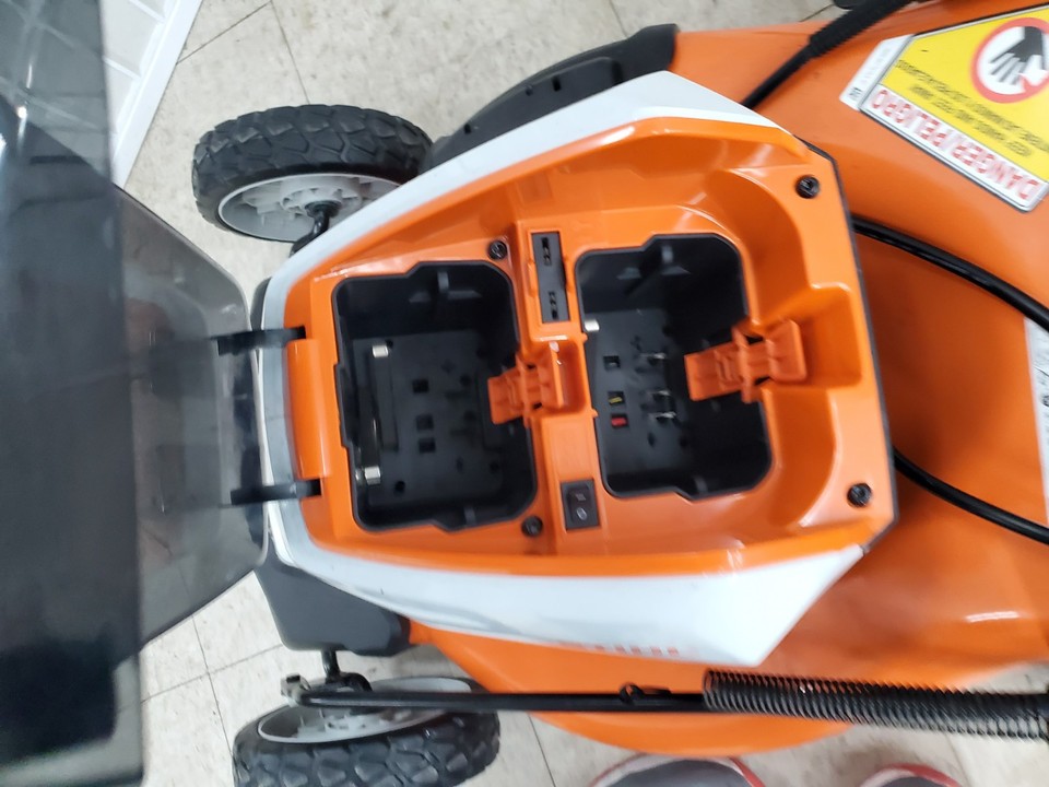 STIHL RMA 460V CORDLESS LAWNMOWER (133025-1 AOO BY100) | eBay