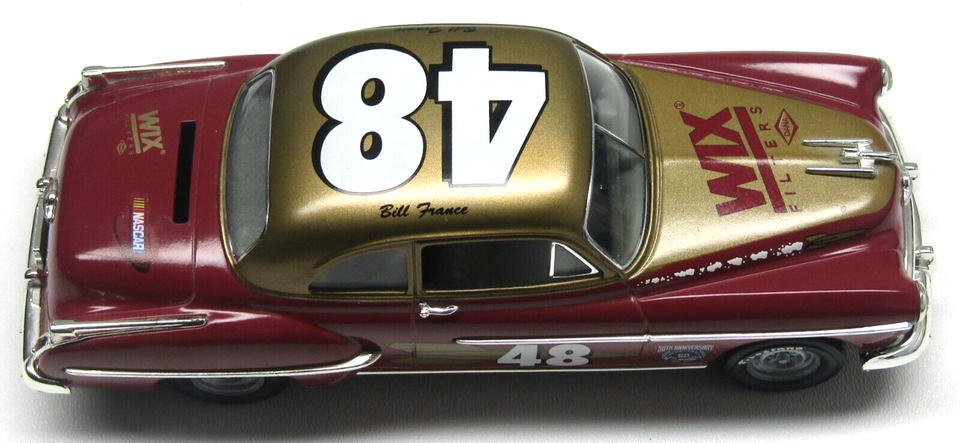 1949 OldsMobile Rocket 88 Wix Filters NASCAR 1:25 Die-Cast Bank Ertl ...
