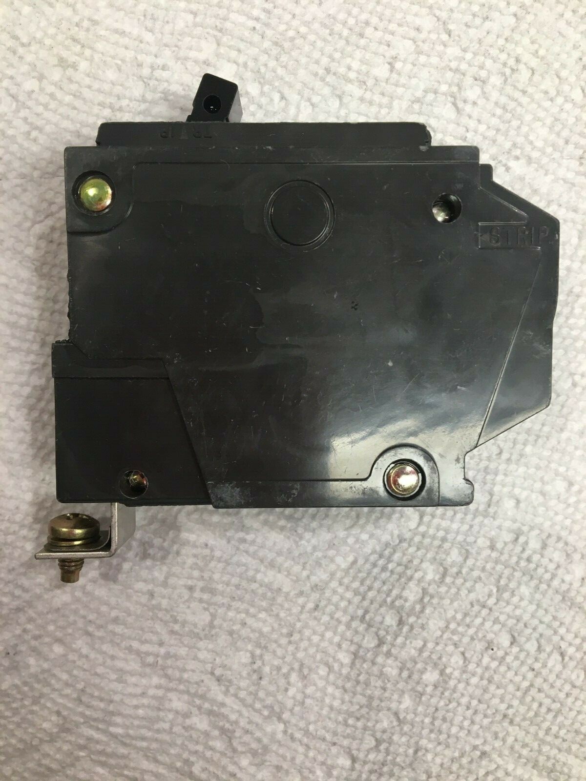 General Electric (GE) 20 Amp Single Pole Bolt-On SWD THQB HACR Circuit ...