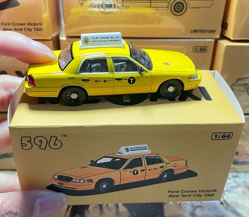 596 Model 1:64 Ford Crown Victoria New York City TAXI Diecast Metal Car ...