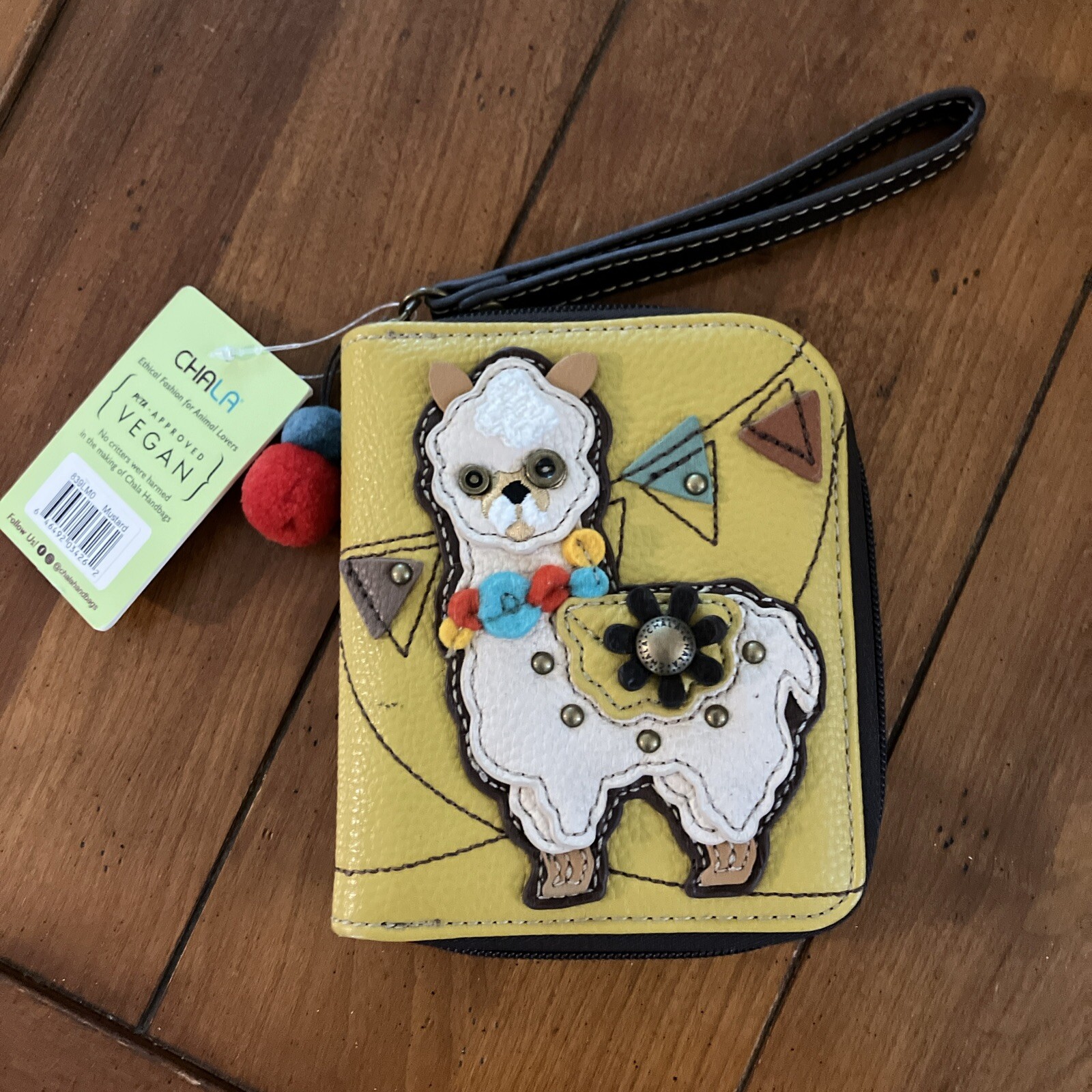 Chala Llama Zip Around Wristlet Wallet Vegan Approved Approx 5 x 6 New ...