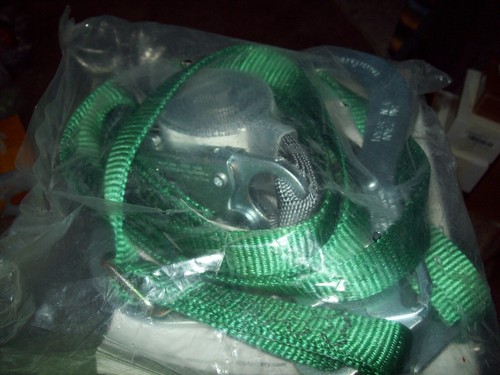 MSA 10188101 V-Series Twin-Leg Adjustable Lanyard 6' 36Cl Large ...