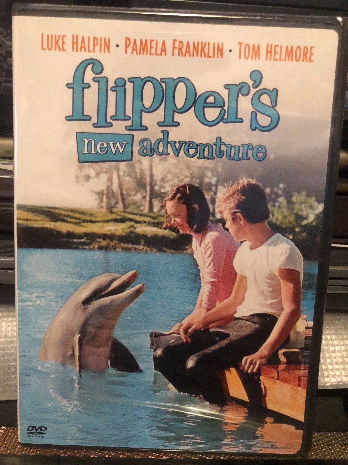Flipper's New Adventure (DVD) Luke Halpin, Pamela Franklin, Tom Helmore ...