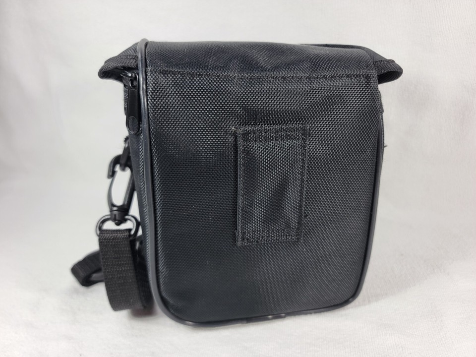 Fujifilm Finepix S3100 4MP Digital Camera with 6x Optical Zoom, Bundle ...