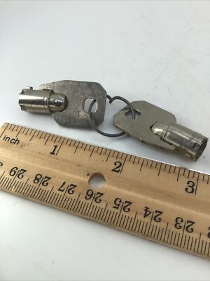 Matching Pair ACE Chicago Lock Vending Machine Keys Soda Coke Coca-Cola ...