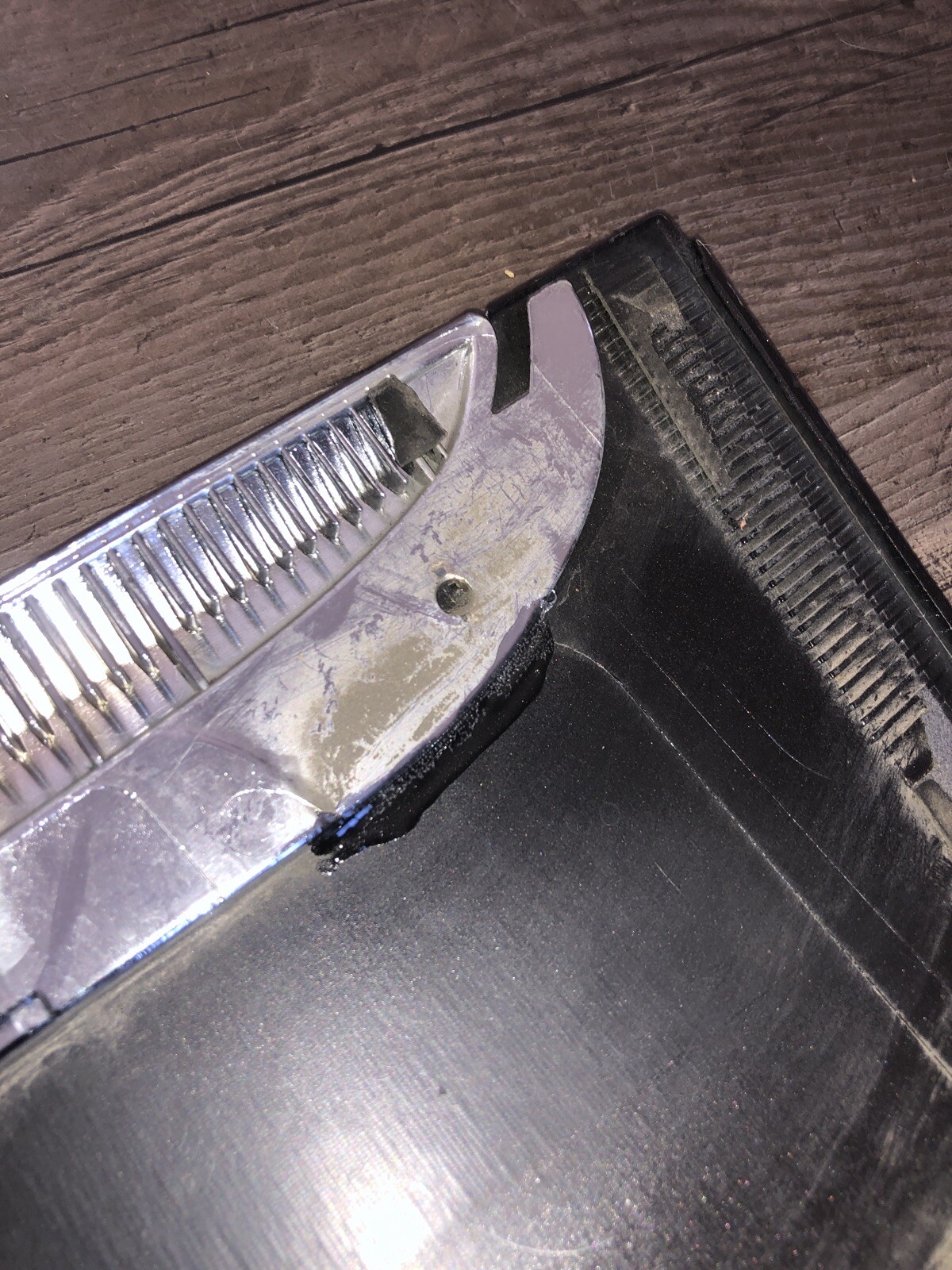 2014 Buick Enclave Door Molding Front Left Cocoa Metallic | Genuine OEM