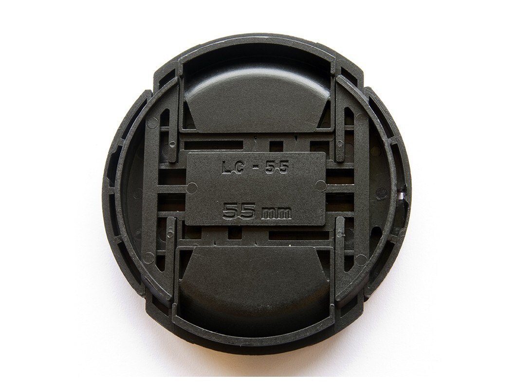 LC-55 Centre Pinch lens cap for Sony Alpha Lenses Cap Cord to fit 55mm ...
