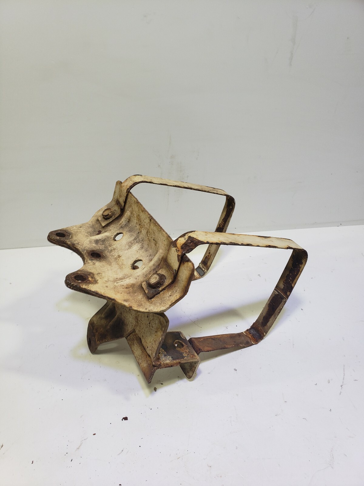 Tecumseh gas tank mount mounting support bracket and straps lawnmower ...