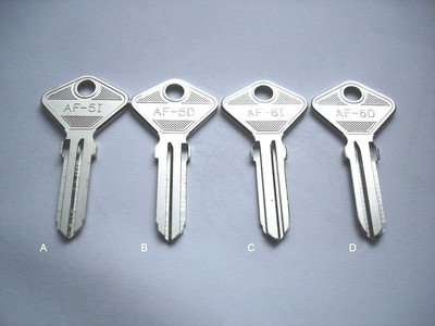 2 Uncut Blank door key Ferrari 208 328 308 365 DINO BB 246, BB 512 GTO ...