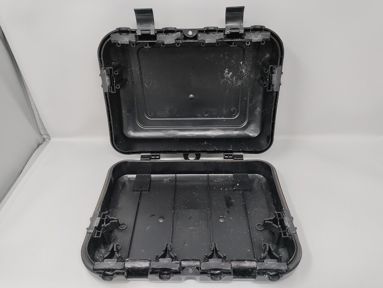 IP64 Weatherproof Outdoor Electric Box Black 6 Ports Strong Fits 4 way ...