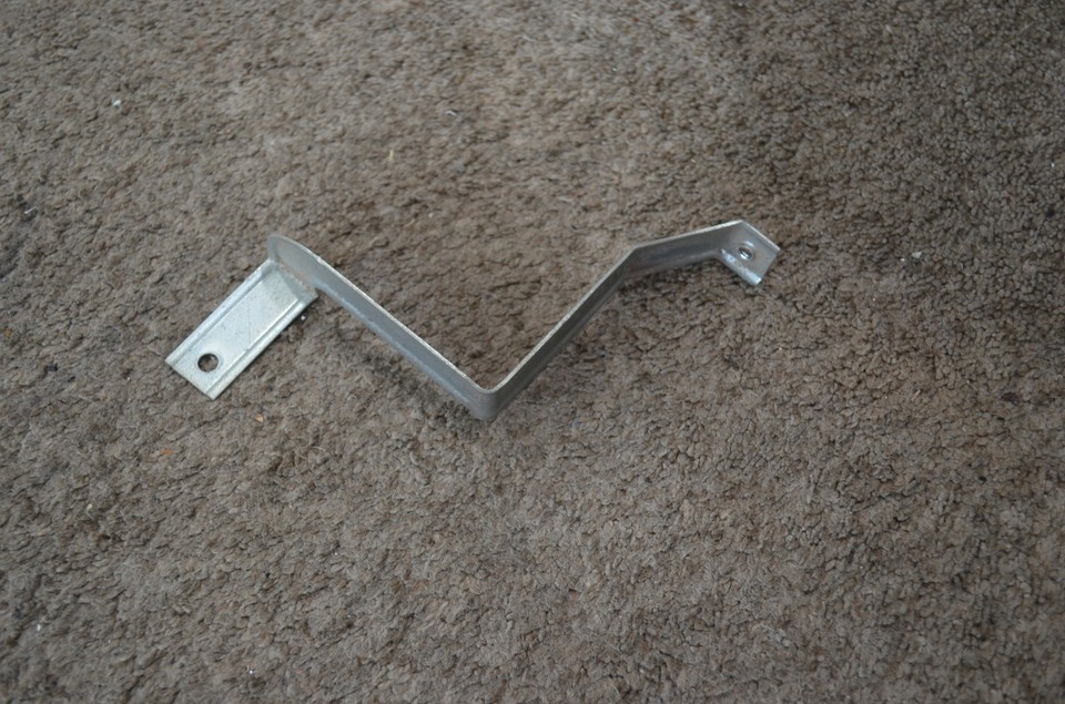 1973-1979 FORD F150 F250 BRONCO RADIO STEREO STRAP BRACKET MOUNT METAL ...