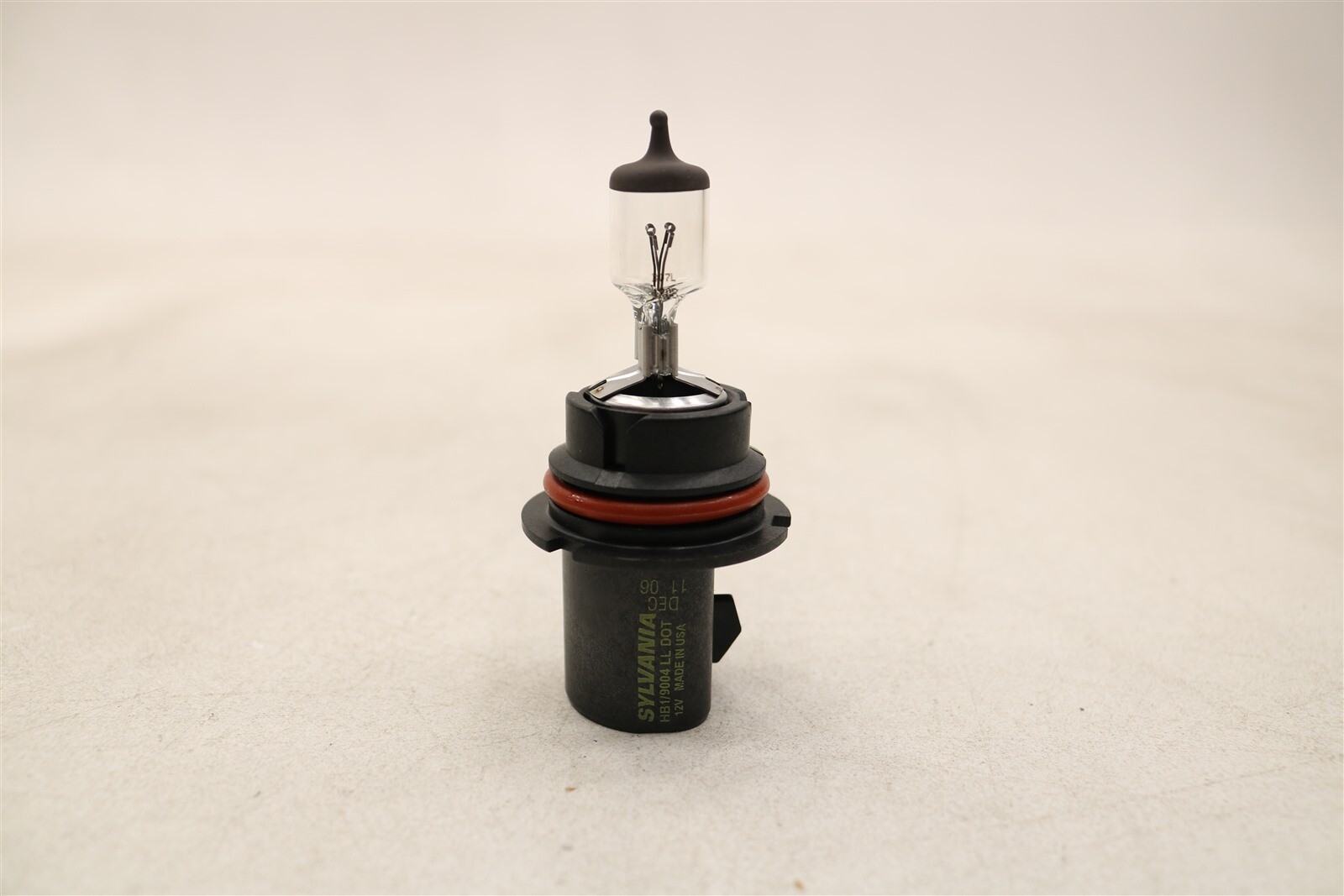 NEW OEM Ford 9004 Headlight Bulb E5LY-13N021-A Ford Lincoln Mercury ...