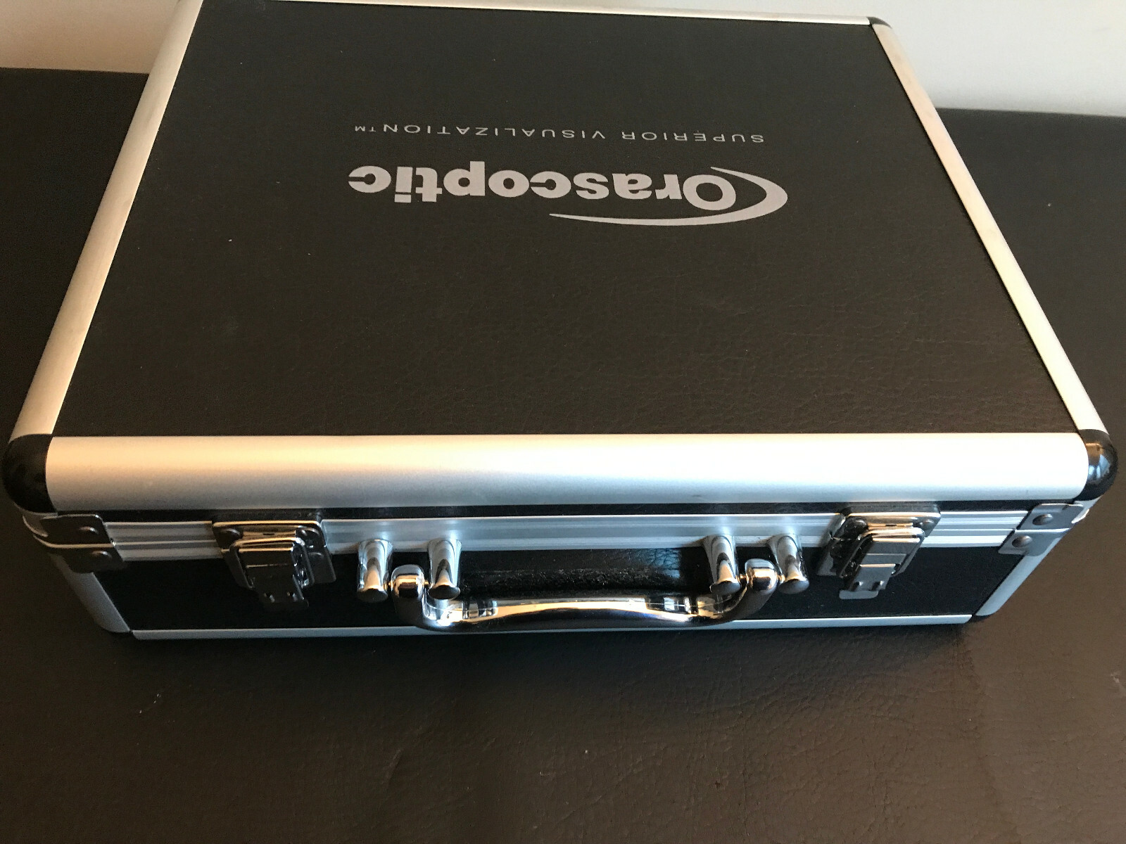 ⭐️⭐️⭐️ Orascoptic Zeon endeavour LED Light for Dentists w/ case ⭐️⭐️⭐️ ...