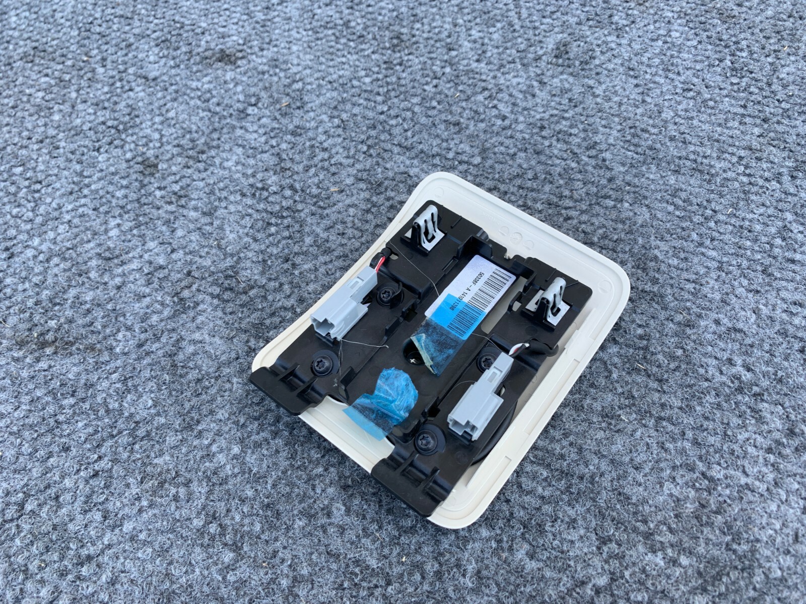 TESLA MODEL S (2012-2016) OVERHEAD ROOF CONSOLE MIC WITH COVER OEM | eBay