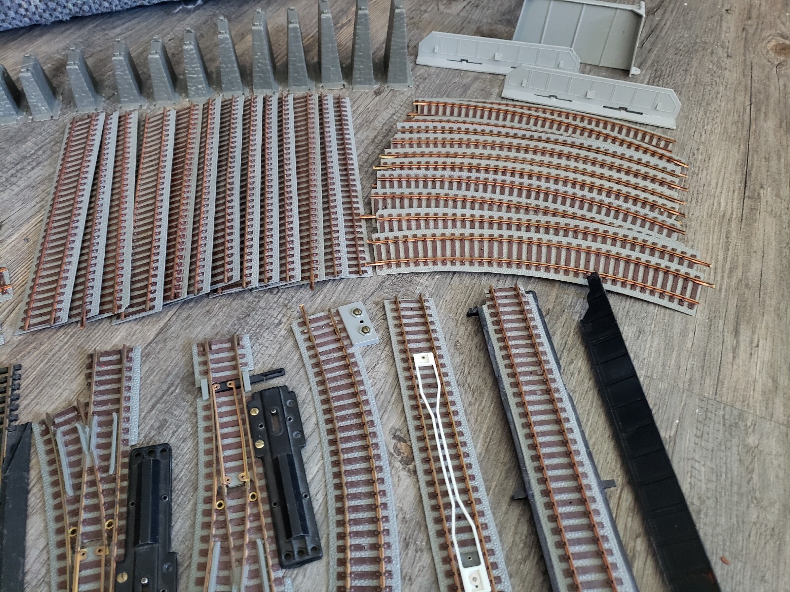 Vintage 1969 Northern Pacific Railway Passenger Train By Gilbert HO ...