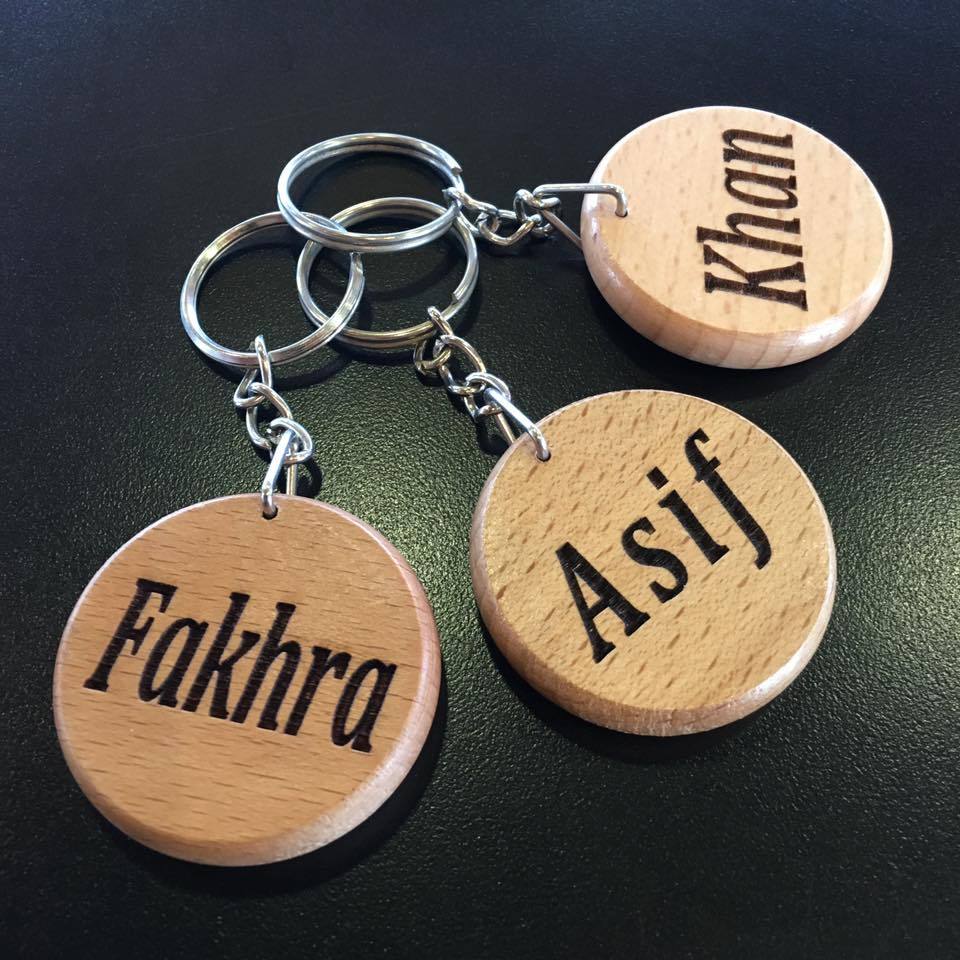PERSONALISED ARABIC NAMES WOODEN KEYRINGS KEYCHAINS GIFT KEY FOB BILAL ...