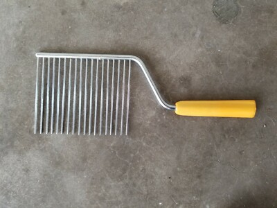 Vintage Angel Food Cake Cutter Breaker Yellow Bakelite Handle Schneider ...